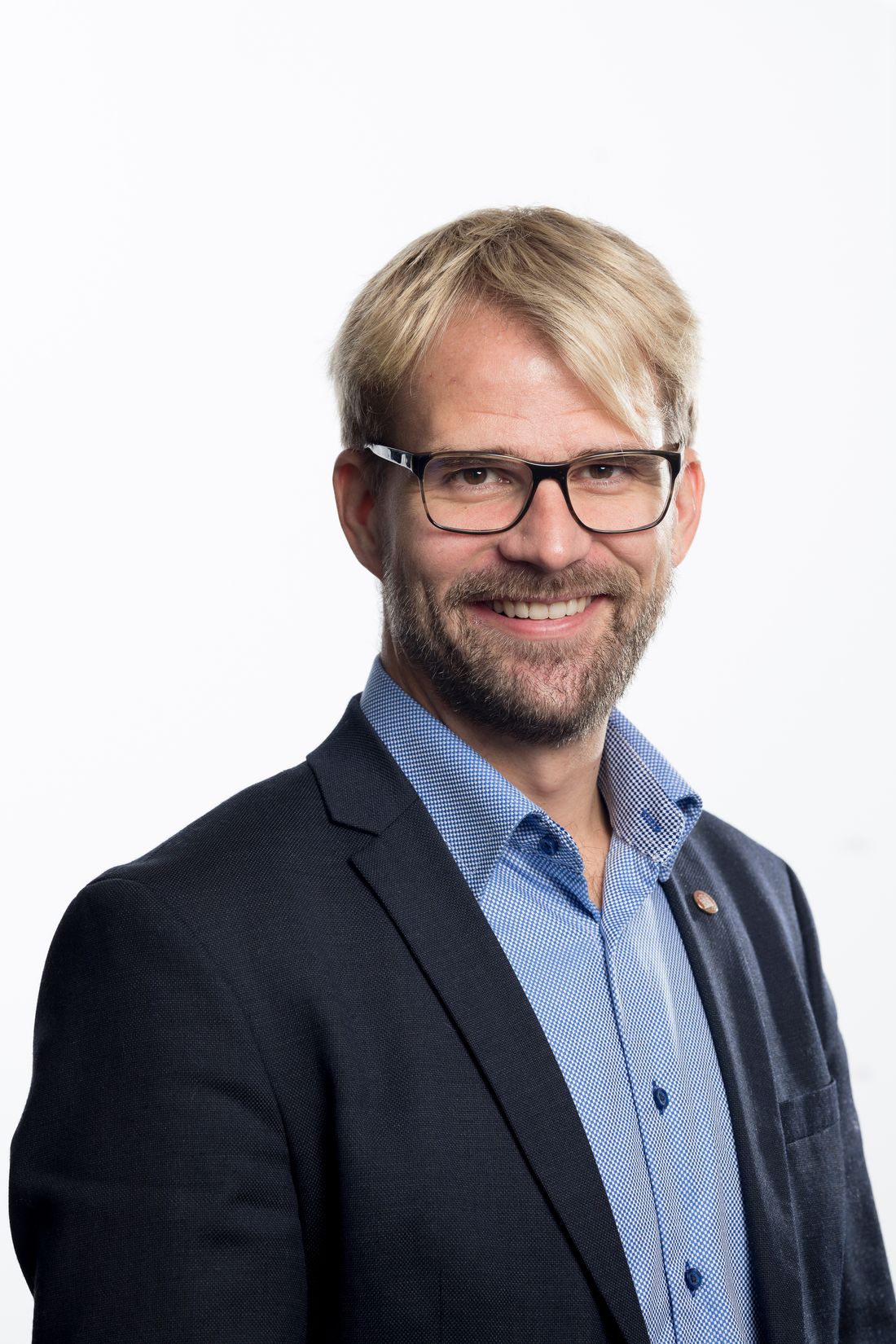 Roger_Valhammer_336706s