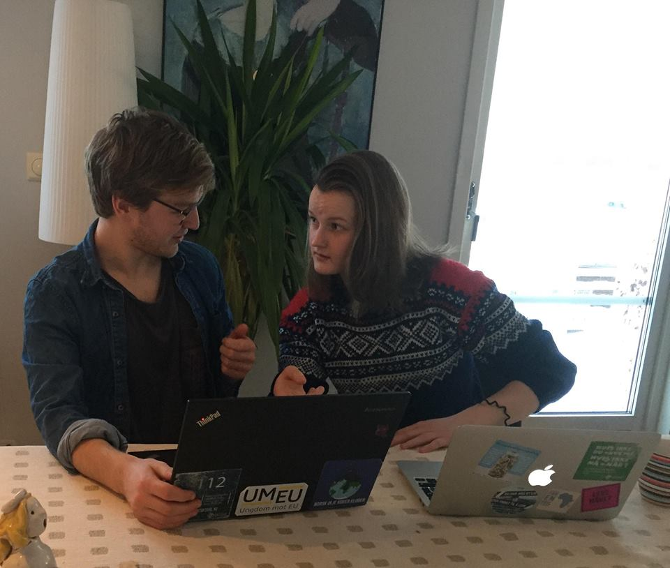 Det er dumt å sitte på kvar sin haug og finne opp kruttet på nytt