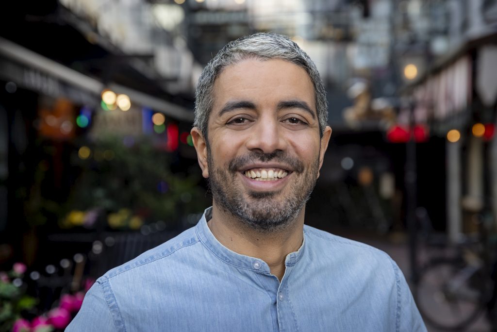 Då eg var 20: Yousef Hadaoui var i militæret og fekk politidraumen og ...