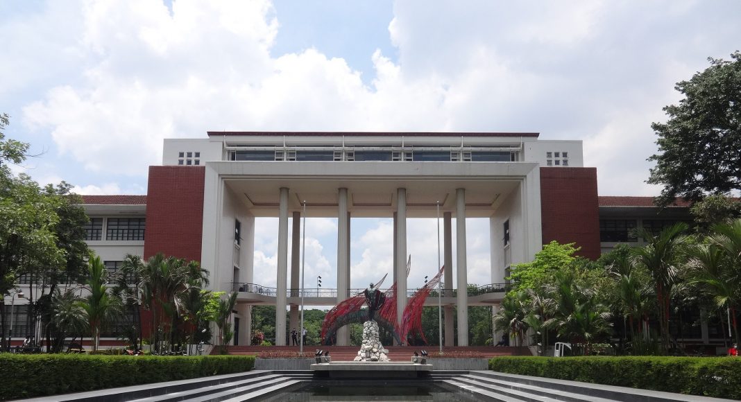 University_of_the_Philippines_-_Quezon_Hall_(Diliman,_Quezon_City;_07 ...