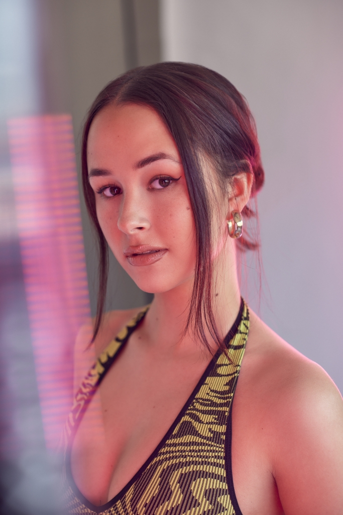 Musikkdagboka: Nelly Moar syng Whitney Houston i dusjen, og vil at «Freak out!» skal spelast i ...