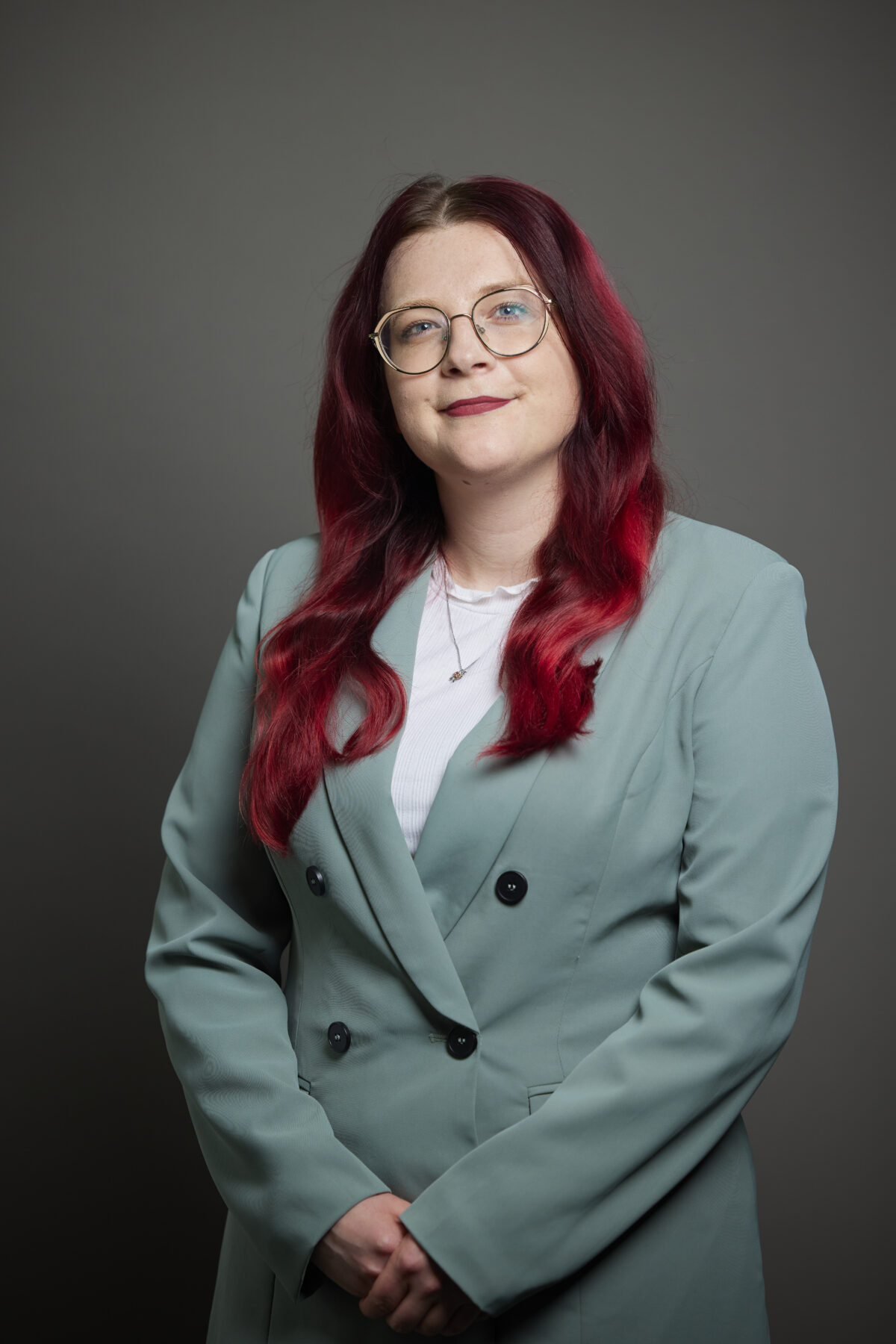 Official_portrait_of_Baroness_Smith_of_Llanfaes,_2024