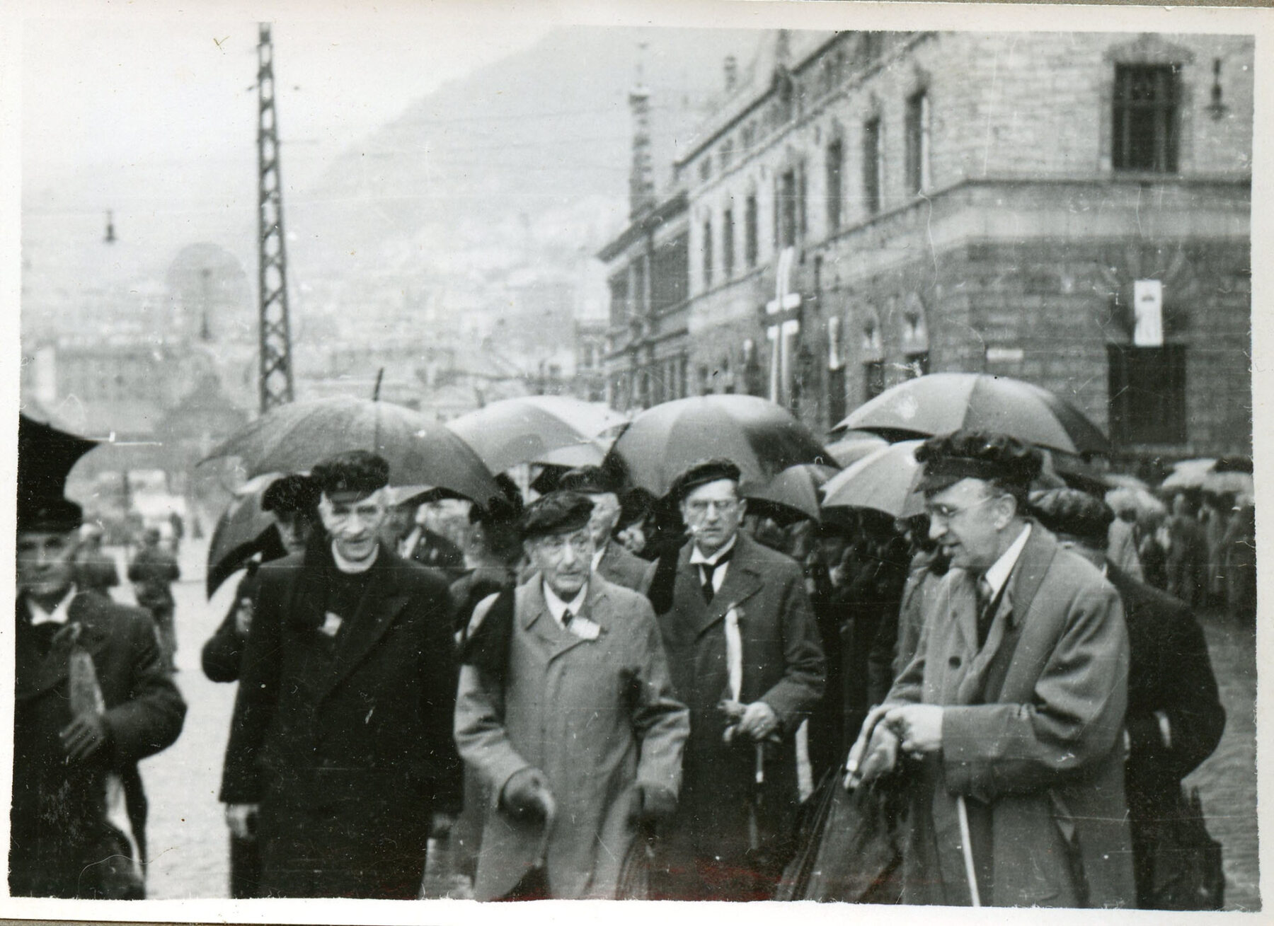 Slik vart 17. mai feira etter krigen var slutt