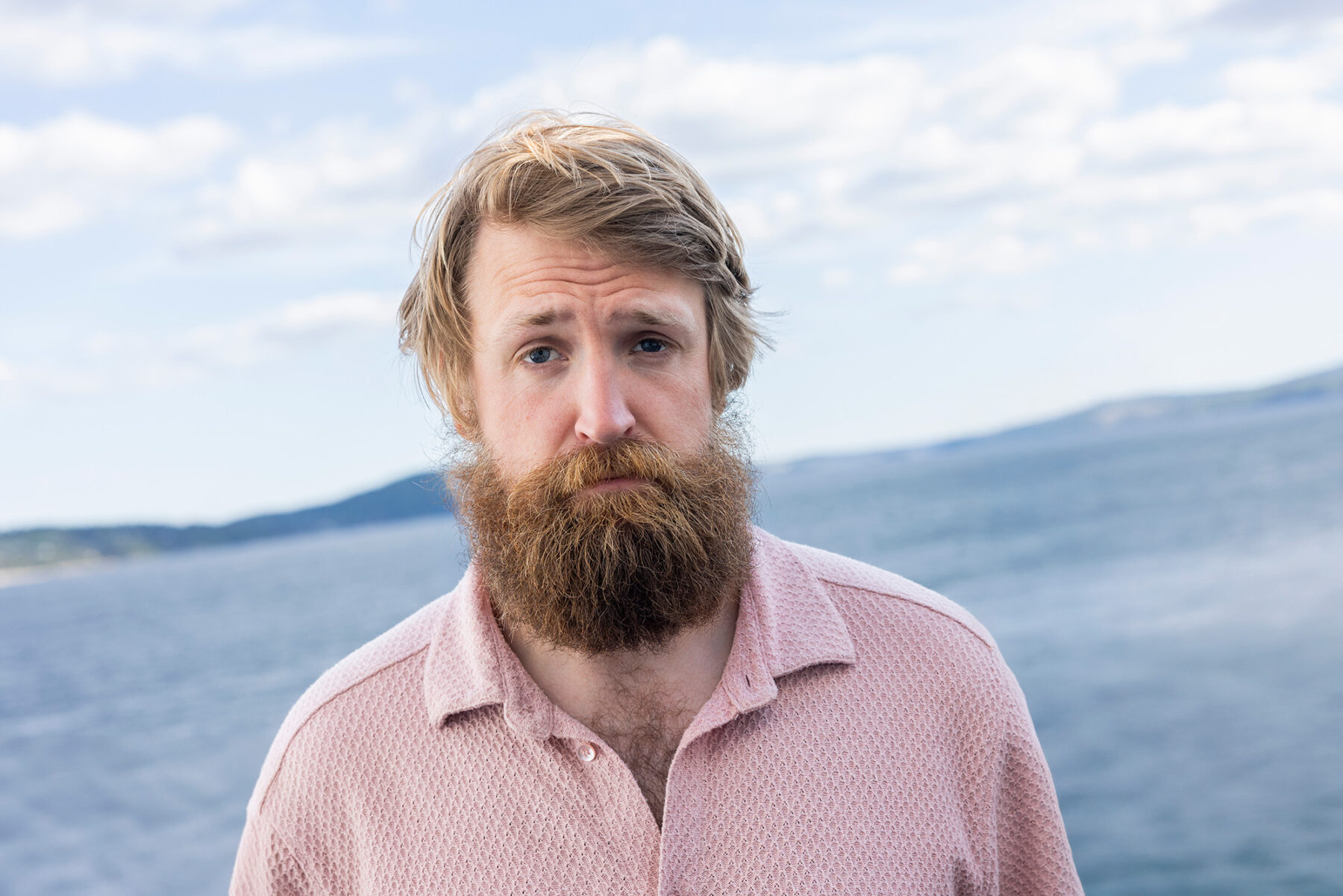 Då eg var 20: Olav Svarstad Haugland heldt medelevar som «gissel» under ...